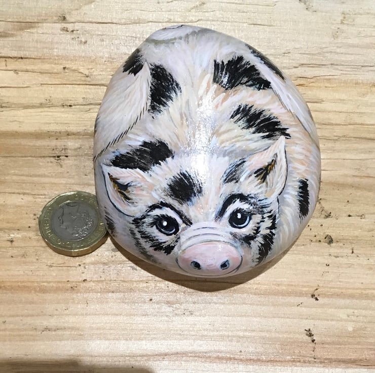 Pig hand painted pebble pet rock stone animal g... - Folksy