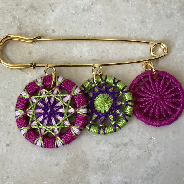 Kilt Pin Brooch - Folksy