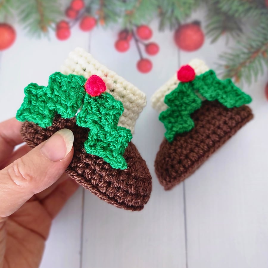 Christmas Pudding Crochet Baby Booties, Newborn... - Folksy