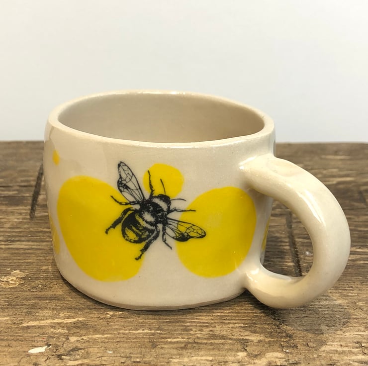 Hand-built stoneware 'Sunny Bee' Cup - Folksy
