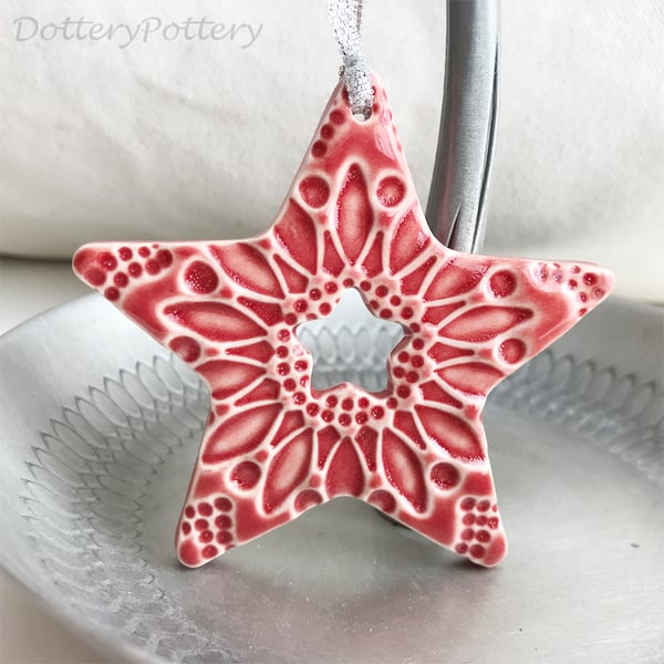 Ceramic star decoration Red - Folksy