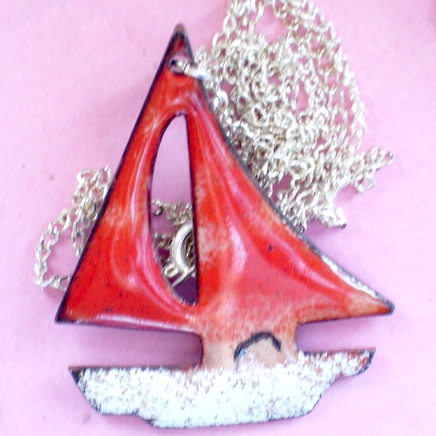 red sails, white hull - pendant - boat No2 - Folksy
