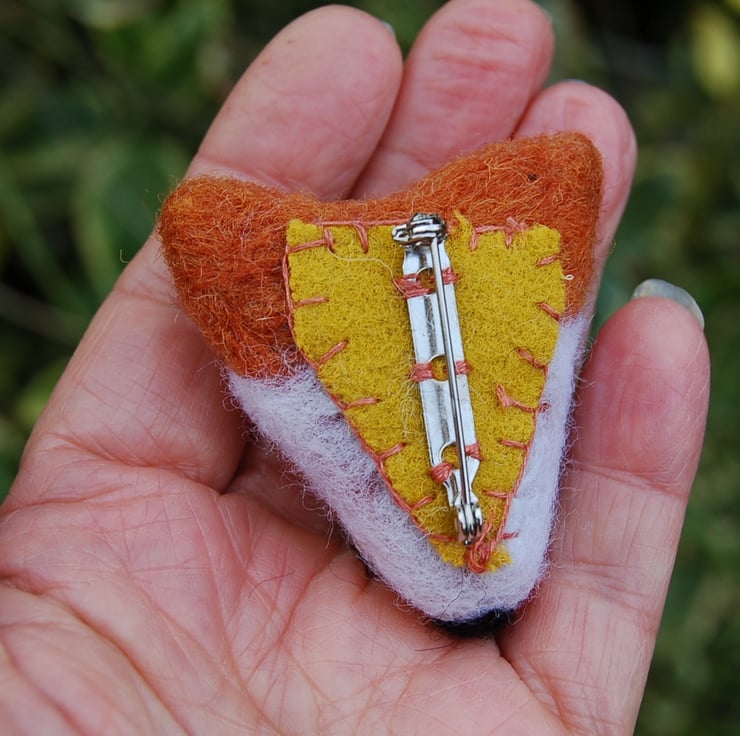 Fox, Needle felt fox brooch - ladies jewellery... - Folksy