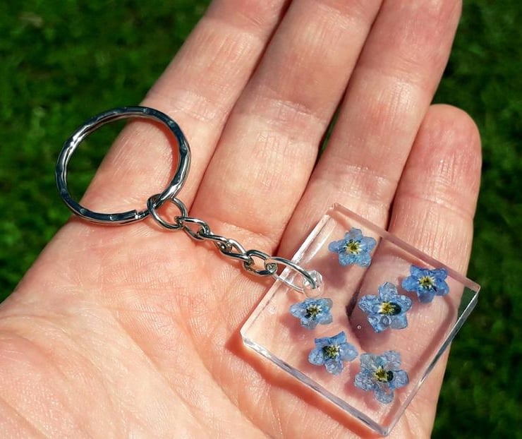 nature inspired resin keyring with pressed forg... - Folksy