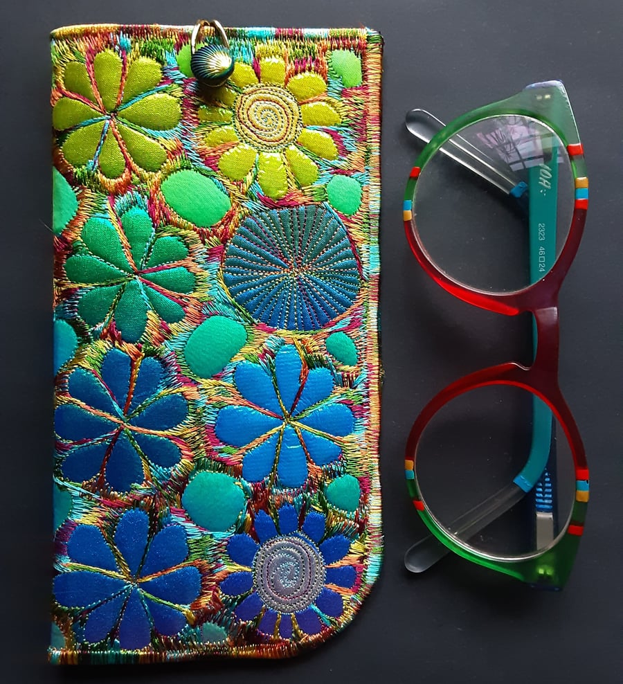 Glasses case Free Machine Embroidery - Folksy