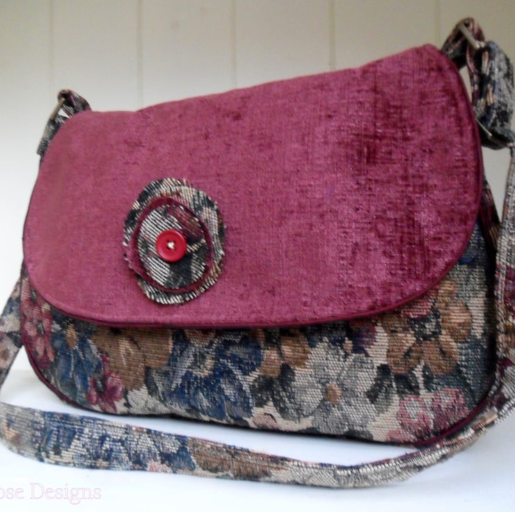 Maroon shoulder bag. Handbag. - Folksy