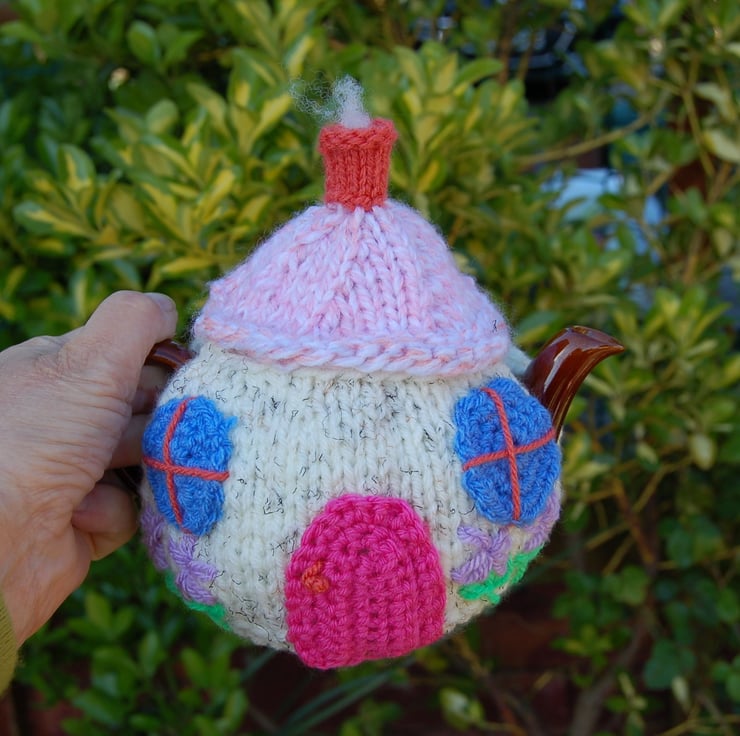 Country cottage tea cosy - hand embroidered - t... - Folksy