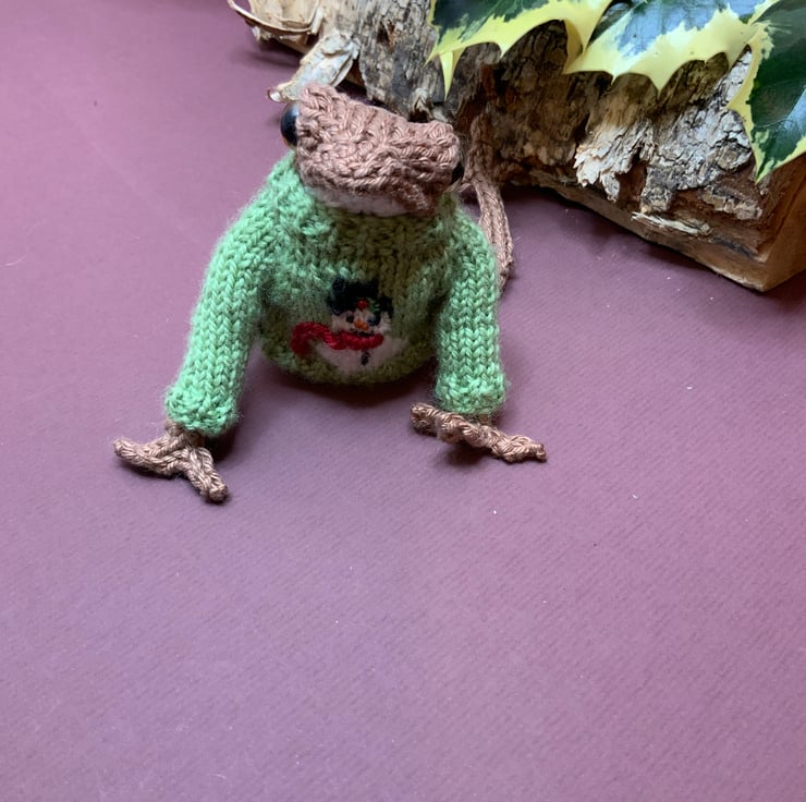 Little Hand Knitted Frog in Christmas Sweater- ... - Folksy