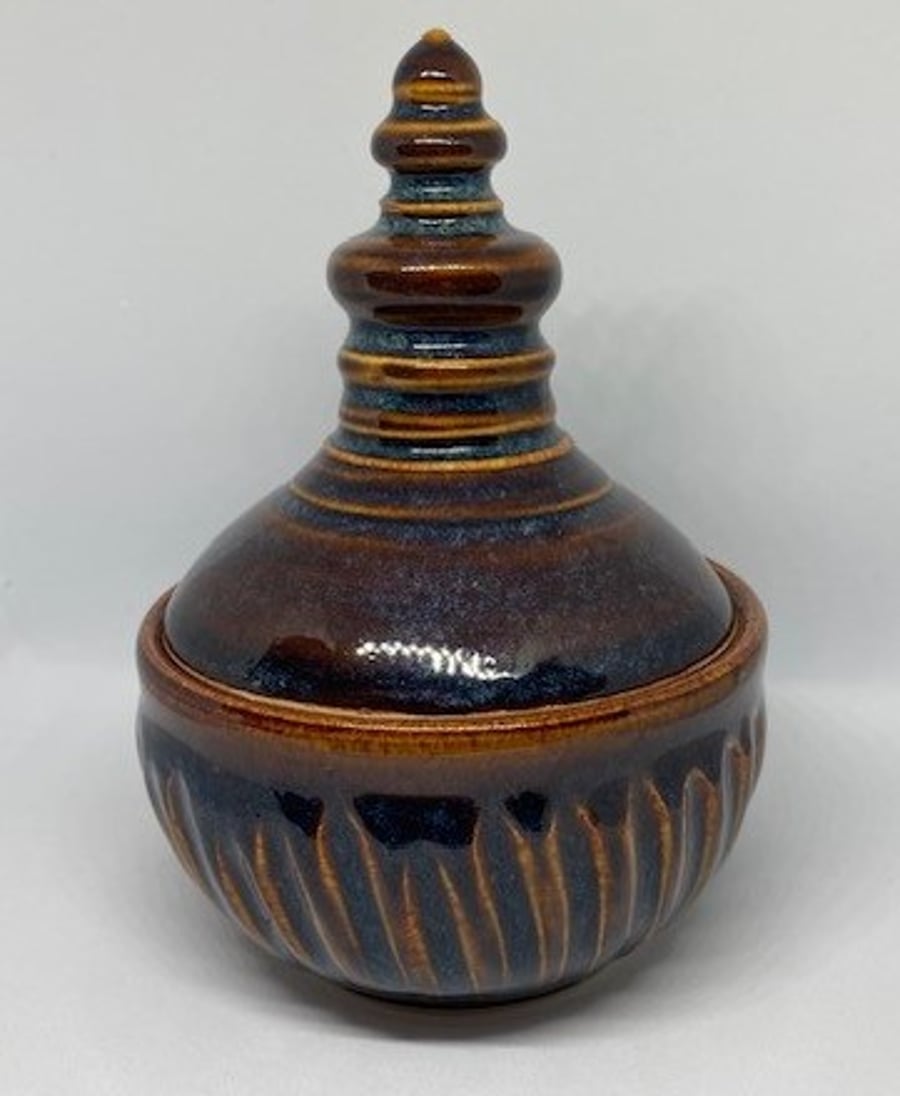 Lidded trinket pot - ideal for dressing table - Folksy