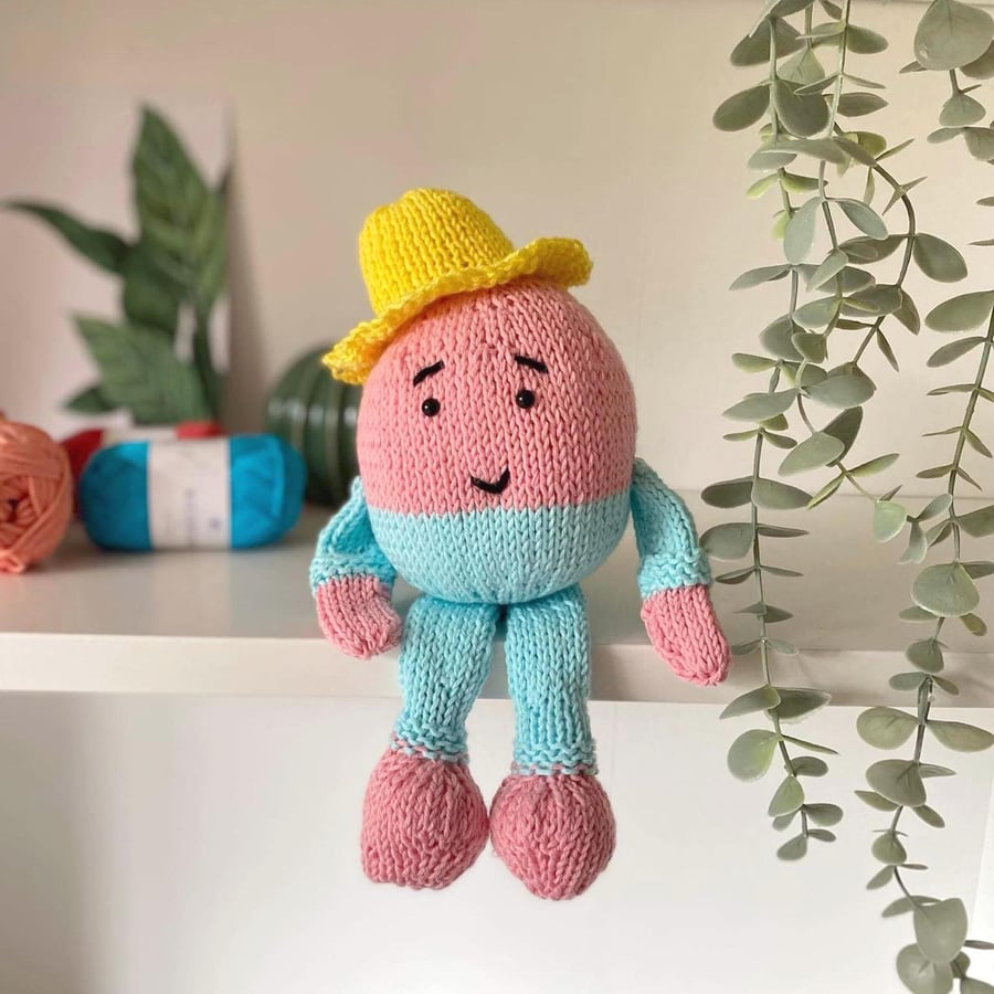 Humpty Dumpty Toy Knitting Pattern - Folksy