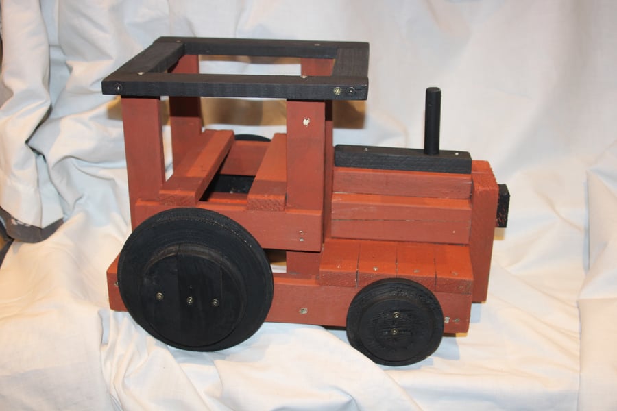 Steam Train garden pot holder - Folksy