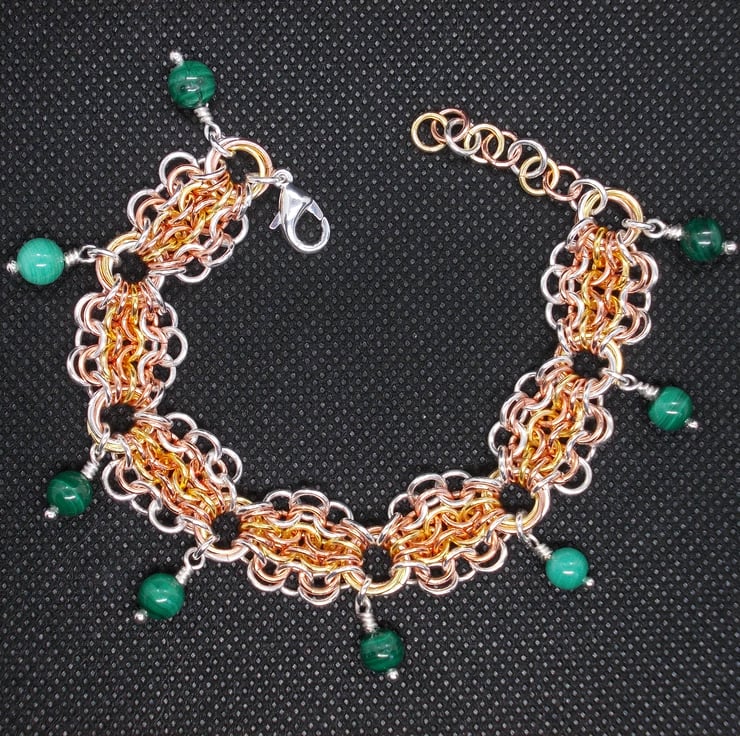 SALE - Chainmaille charm bracelet with malachit... - Folksy