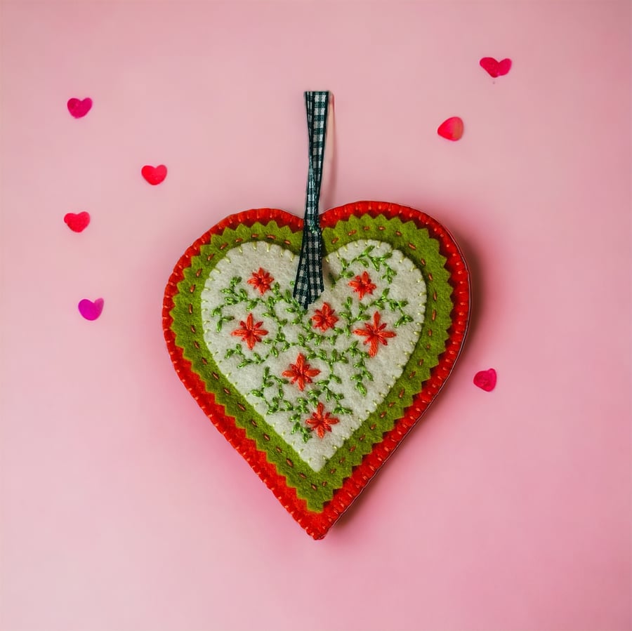Felt Heart Floral Keepsake - Folksy