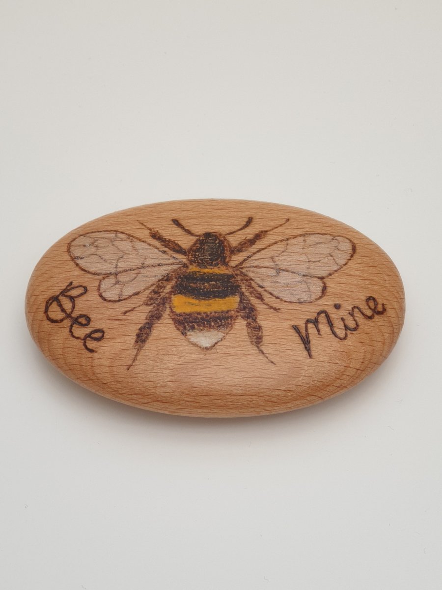 Bee mine, Bumble bee pyrography, romantic wood... - Folksy