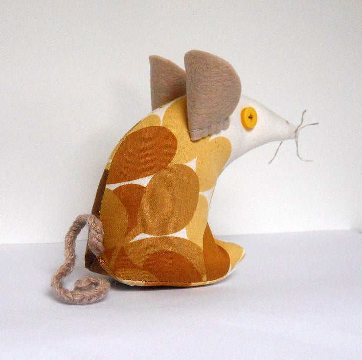 Funky 70s RETRO Mouse in 'Moon Glow' - Folksy
