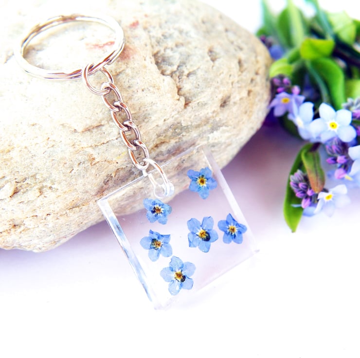 nature inspired resin keyring with pressed forg... - Folksy