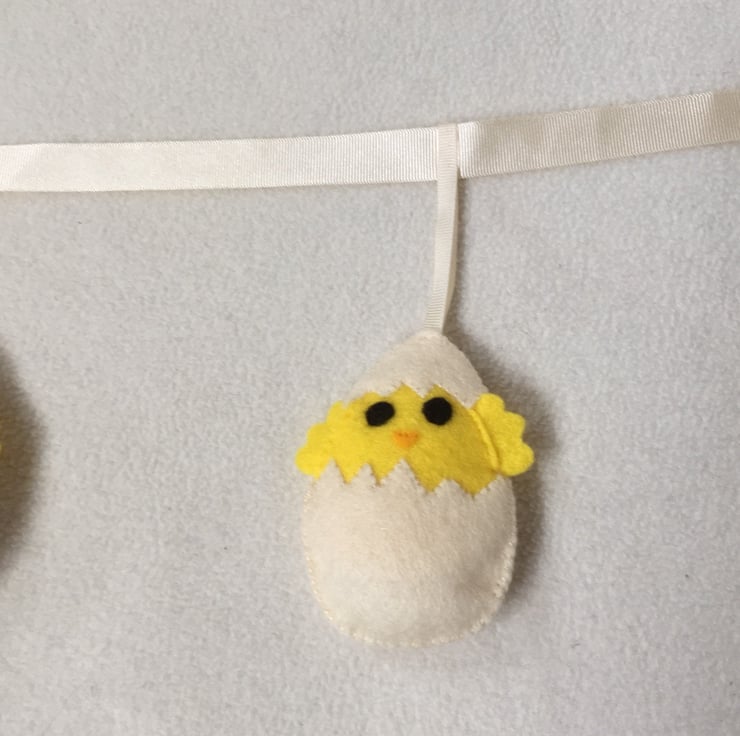 CHICK, Bunting, Easter, Spring, Decoration, Gar... - Folksy