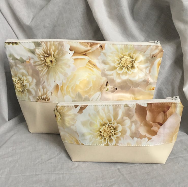 Two Piece Bag Set, Travel Set, Large Wash Bag, ... - Folksy