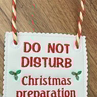 Christmas Door Sign - DO NOT DISTURB - Folksy