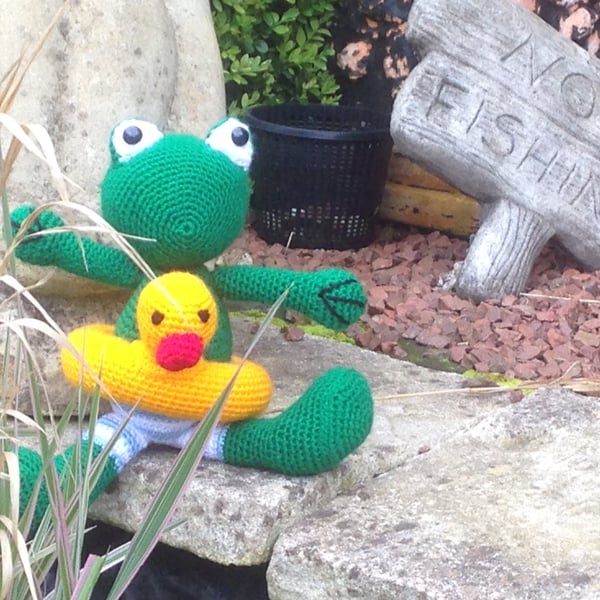 Nigel the Frog - Folksy