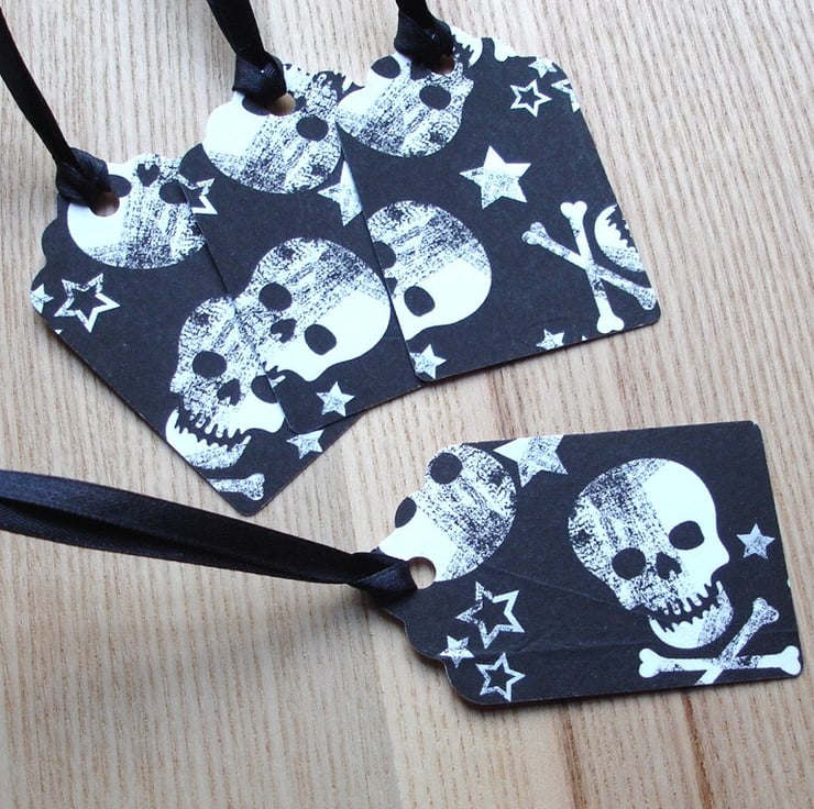 Gothic Skulls Gift Tags (Pack of 4) - Folksy