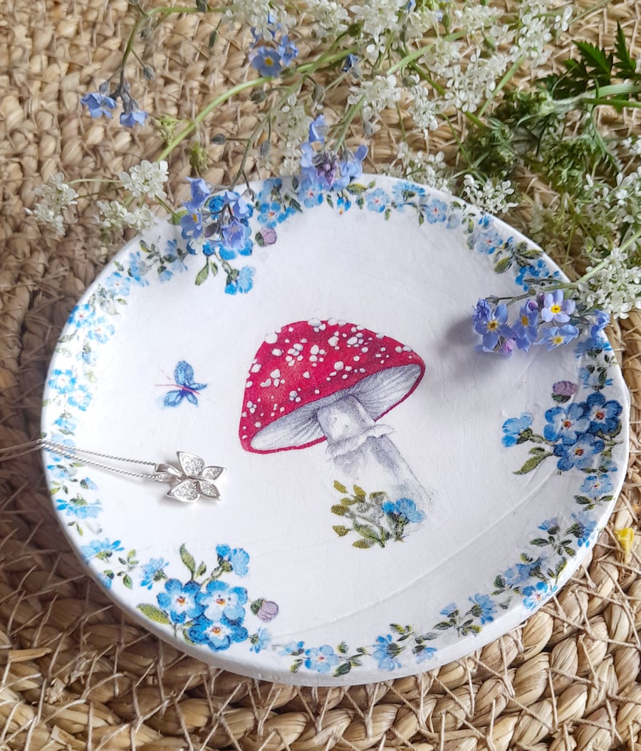 Clay Toadstool Trinket Dish - Folksy