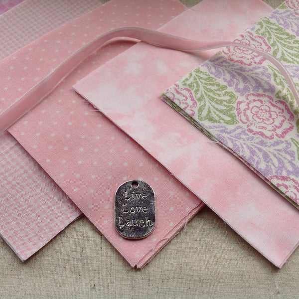 25 pink 5"patchwork squares, five of each ... - Folksy