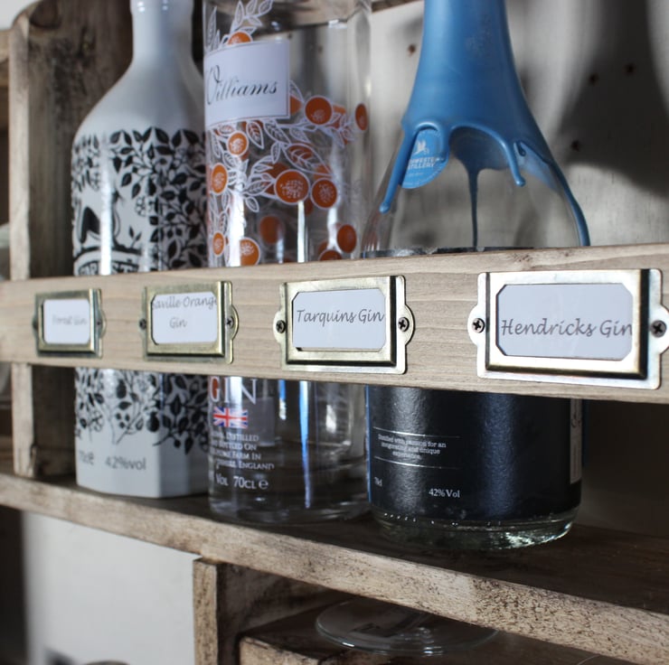 Gin rack, 12 bottles & 6 goblet glass's - Folksy