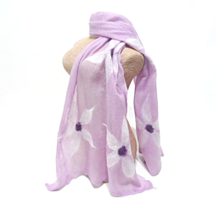 Lilac nuno felted scarf with large white flowers - Folksy