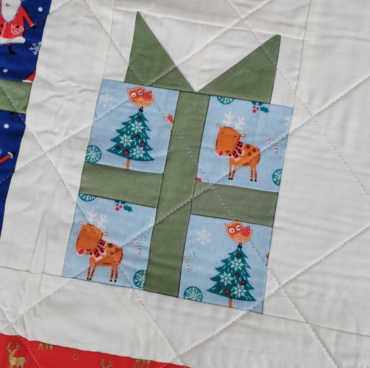 Christmas Table runner with Santa and reindeer ... - Folksy