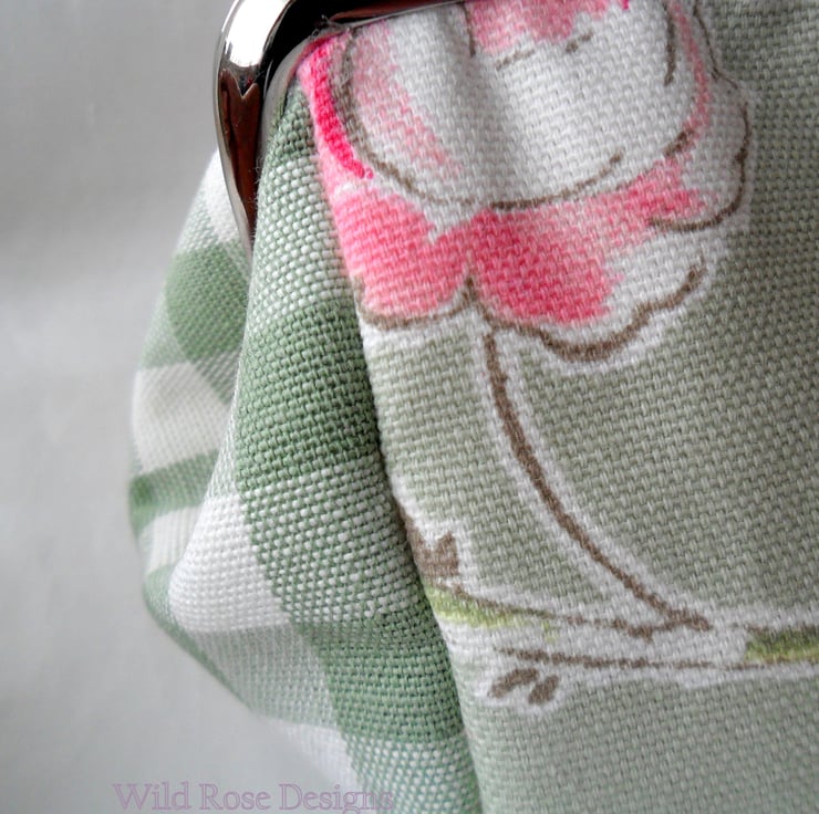 Green floral purse - Folksy