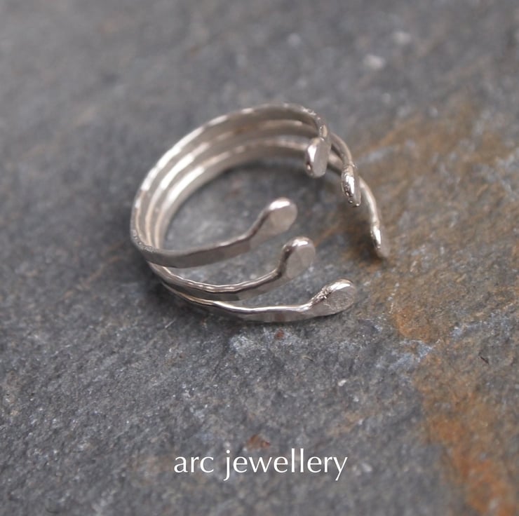 SALE ITEM - Sterling silver ring, claw ring - Folksy