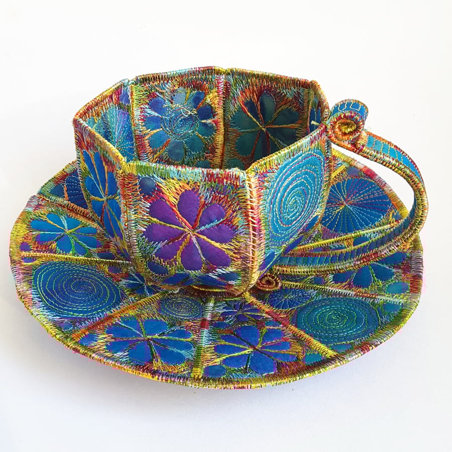3D Tea Cup and Saucer Free Machine Embroidery T... - Folksy