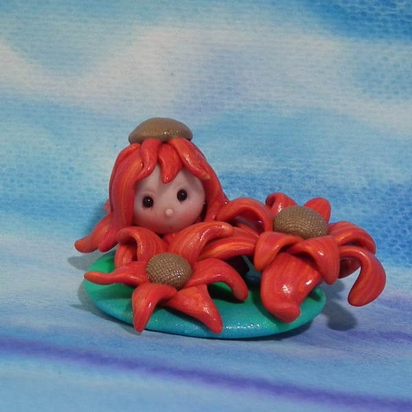 Tiny Blossom Gnome 'Noreen' flower tableau OOAK... - Folksy