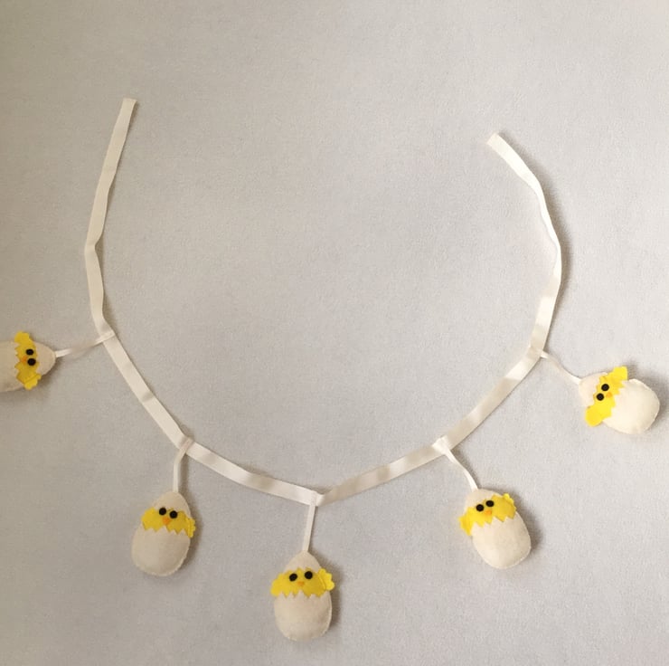 CHICK, Bunting, Easter, Spring, Decoration, Gar... - Folksy