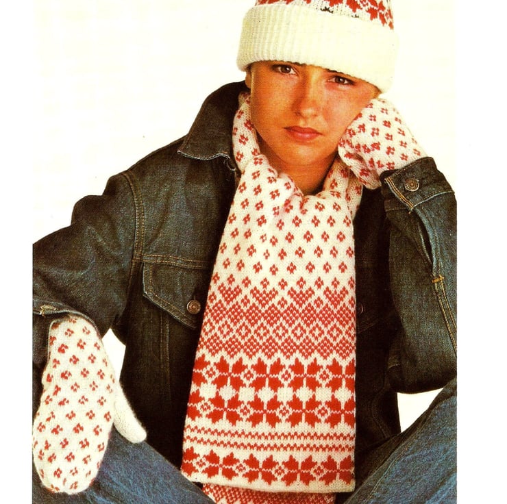 VINTAGE KNITTING PATTERN Ladies Scarf Hat and M... - Folksy
