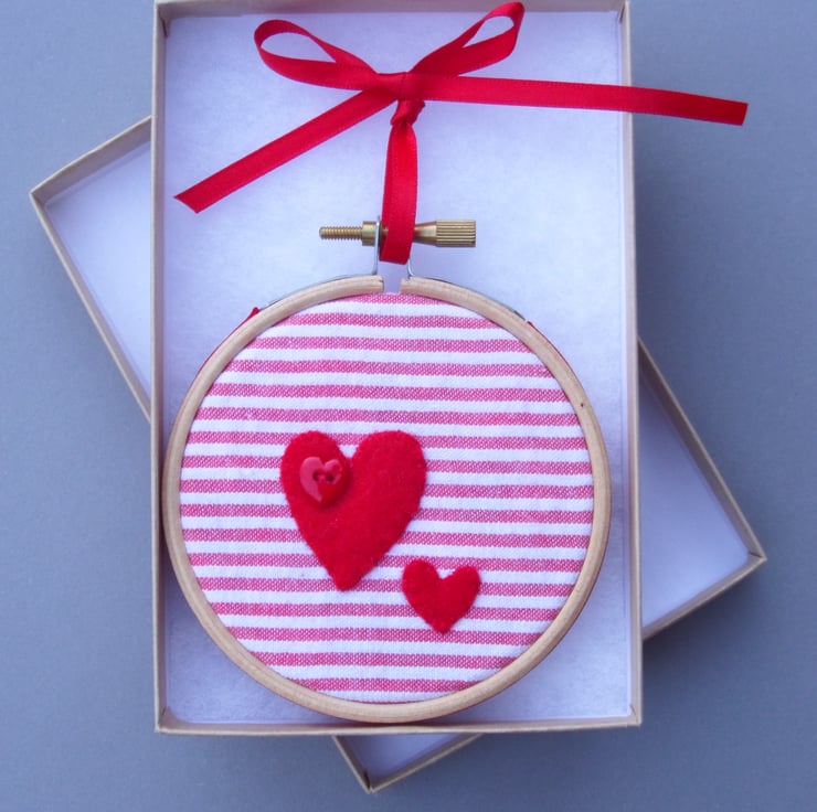 Red Heart Hand Embroidery in Hoop Frame (hoop art) - Folksy
