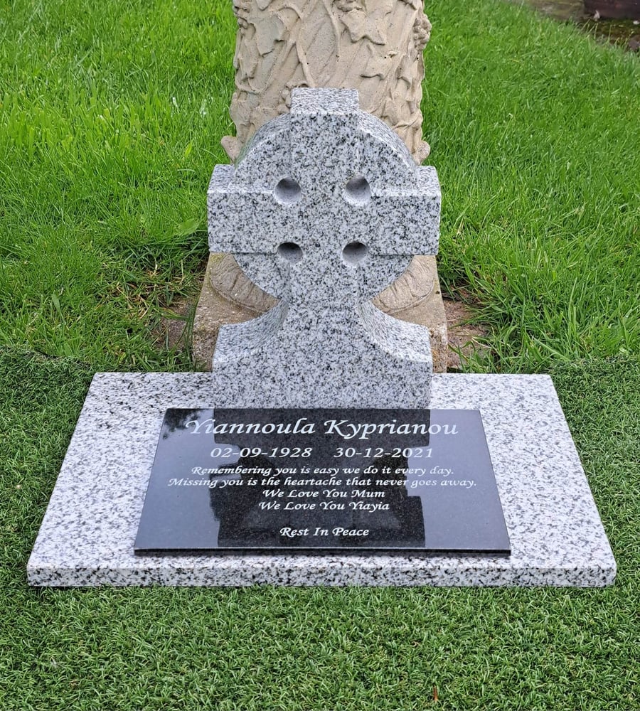 Flat gravestone Granite Cemetery Headstone Pers... - Folksy