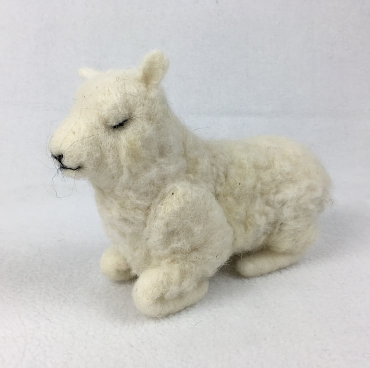 Woolly sheep, needle felted collectable model, ... - Folksy
