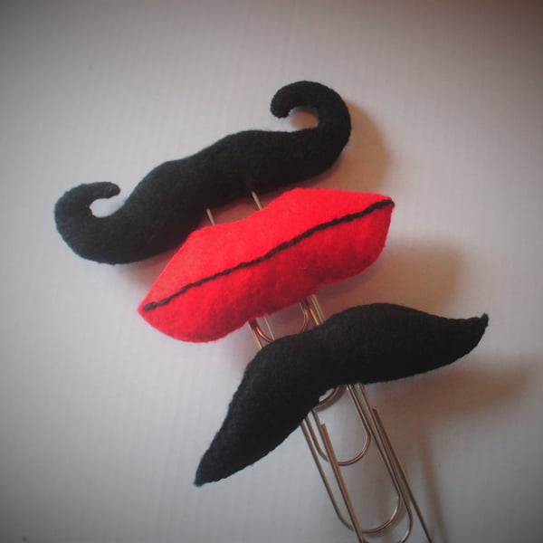PAPERCLIP BOOKMARKS,LIPS OR MOUSTACHES,PLANNER ... - Folksy