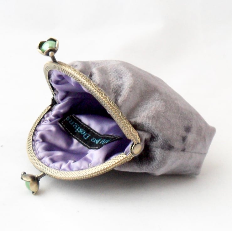 Lilac velvet coin purse - Folksy