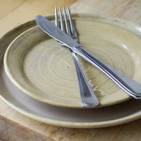 Made to order - A set of four custom dinner pla... - Folksy