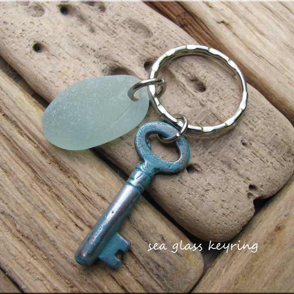 Sea glass vintage keyring - Folksy