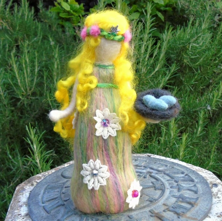 Needle felt doll - Spring with nest and eggs - Folksy