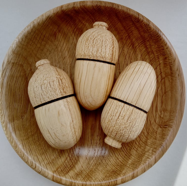 Set of Three Recycled Oak Wood Acorns in an Oa... - Folksy