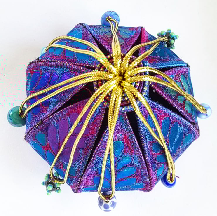 Textile Pod 3D Free Machine Embroidery - Folksy