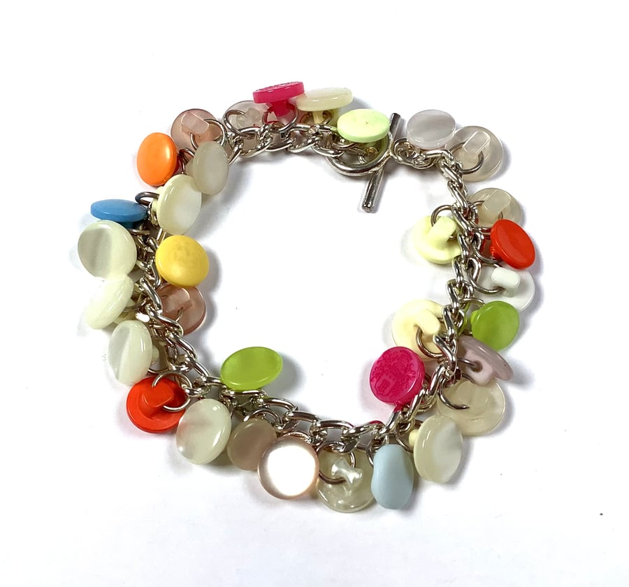 Button Bracelet - Folksy