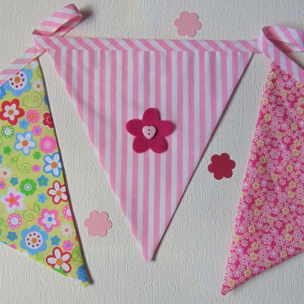 SALE Pink Floral 9 Flag Fabric Bunting - Folksy