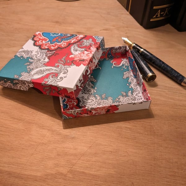 'Magic Carpet' Ultra-thin Gift Box and Card - Folksy