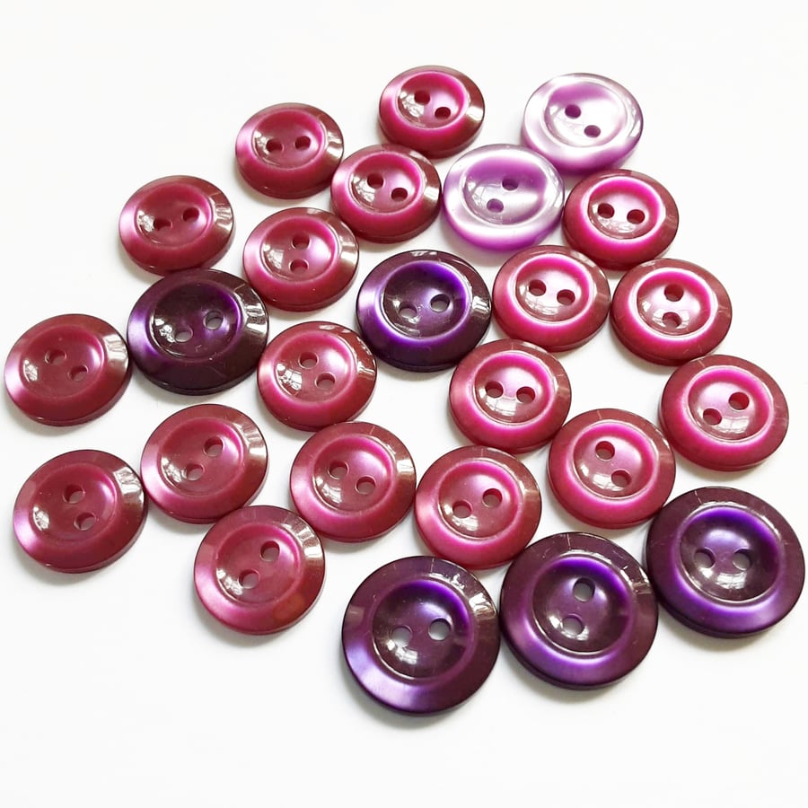 Mixed Purple Buttons x 25 - Folksy